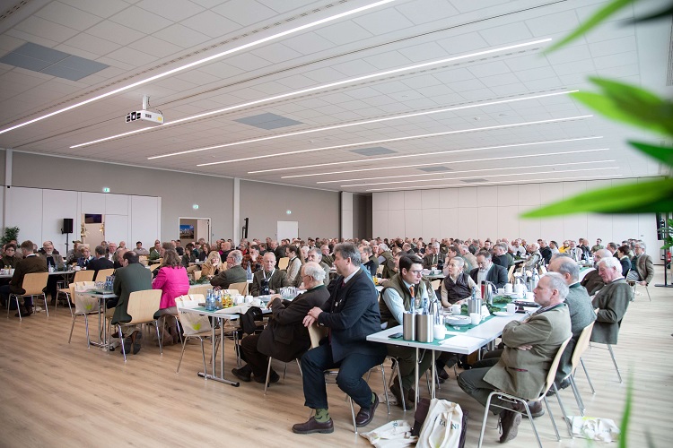 Landesjägertag 2024: Delegierte trafen sich in Neumünster ...